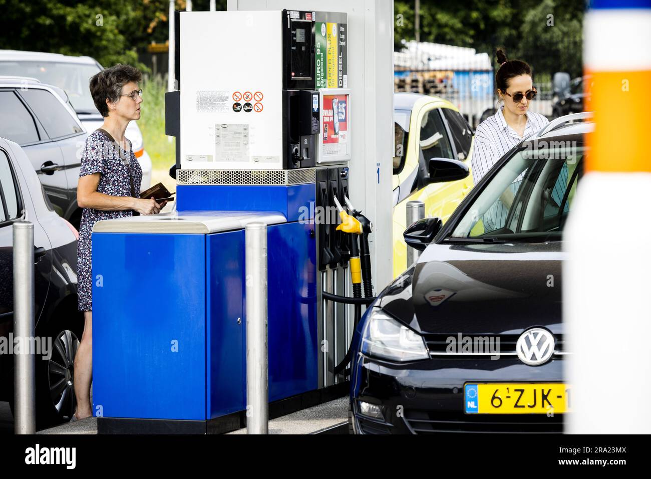 Helmond station hi-res stock photography and images - Alamy