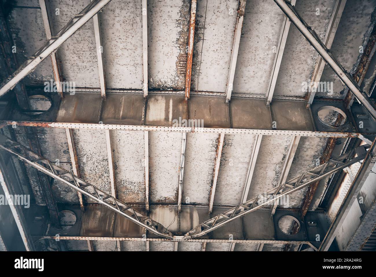 Metal bridge beam span Stock Photo - Alamy