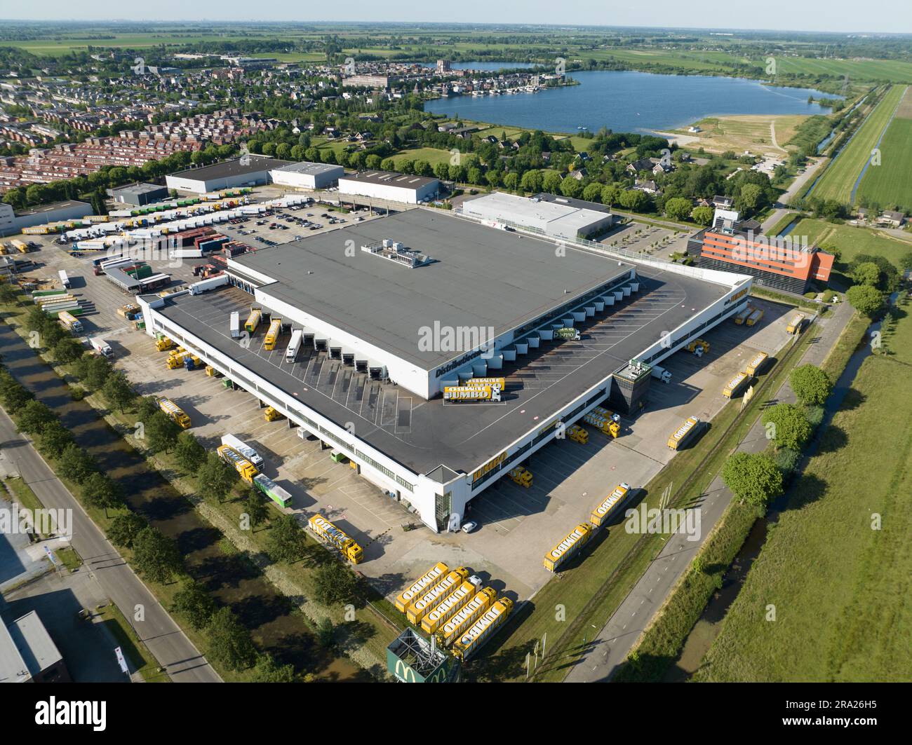 Jumbo supermarket logistics hi-res stock photography and images - Alamy