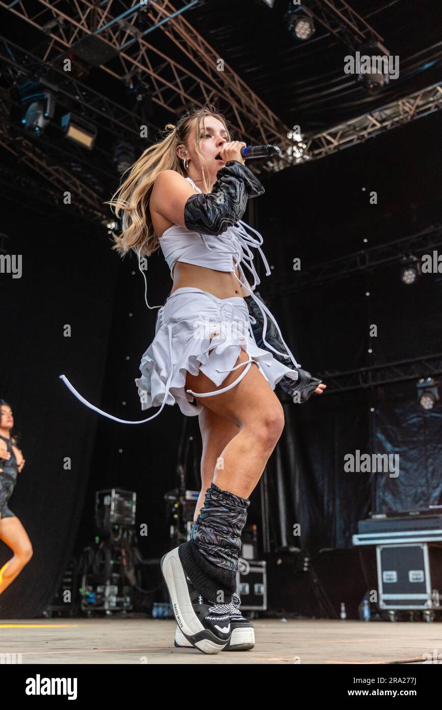 Sophie mcburnie hi-res stock photography and images - Alamy