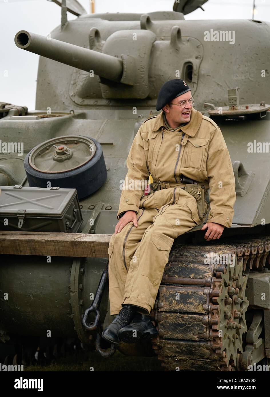M4a4 sherman tank hi-res stock photography and images - Alamy