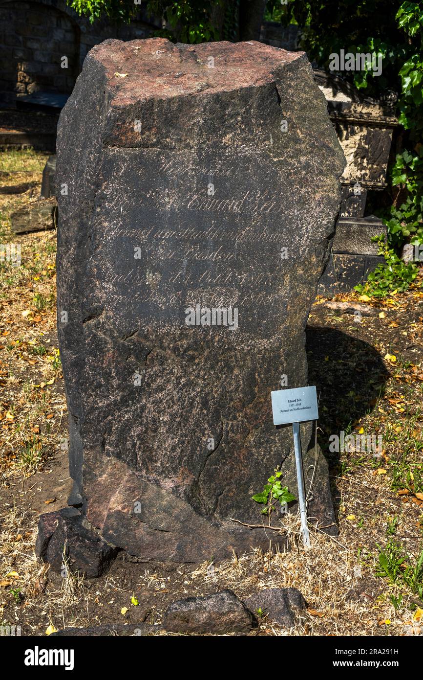 Naturalistic gravestone of Eduard Zeis, German surgeon (1807 - 1868 ...