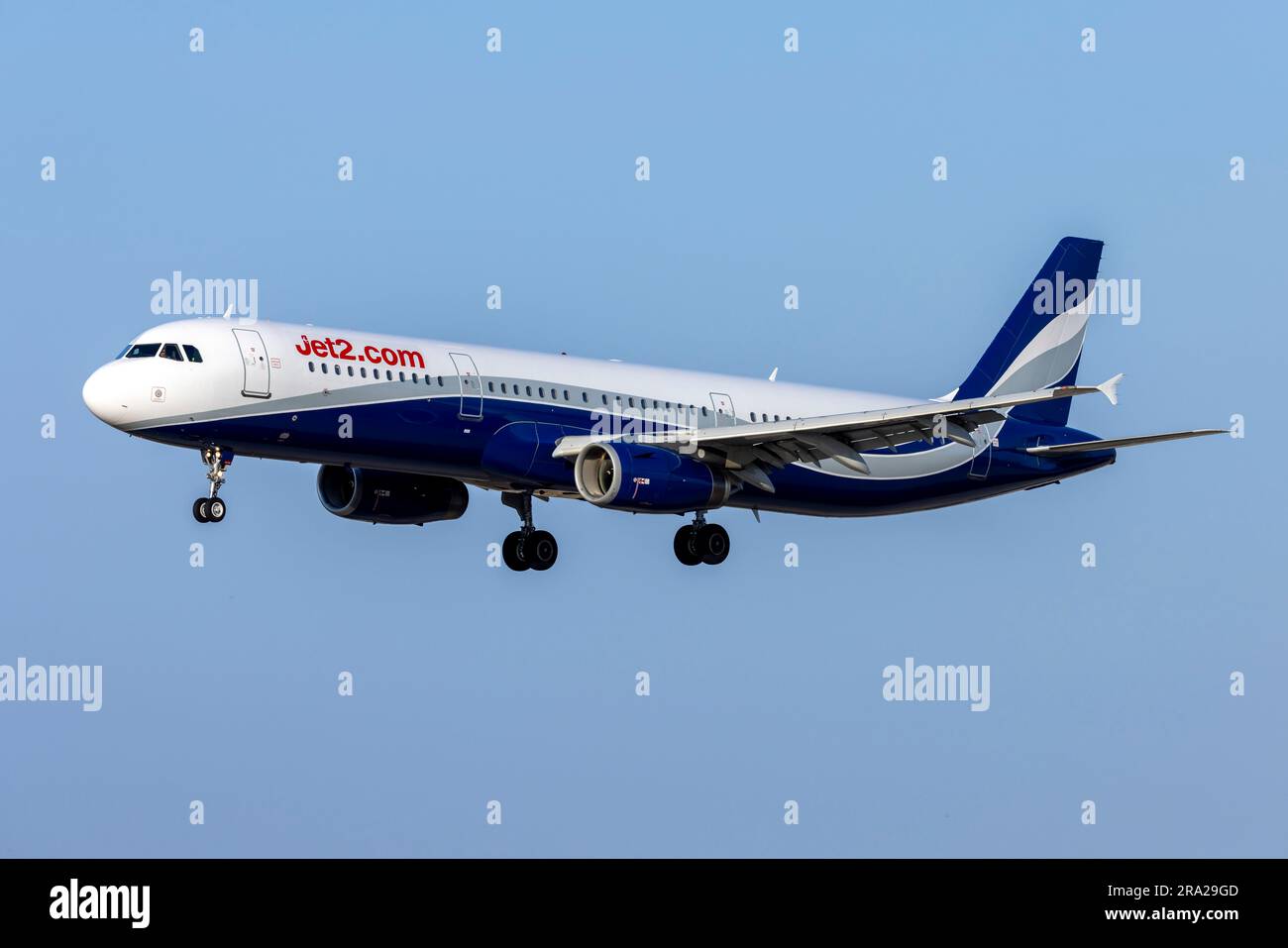 Jet2 Airbus A321-231 (REG: CS-TRJ) leased from Hi Fly about to land runway 31 Stock Photo - Alamy