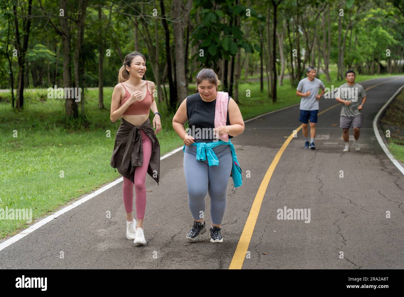Skinny women hi-res stock photography and images - Alamy