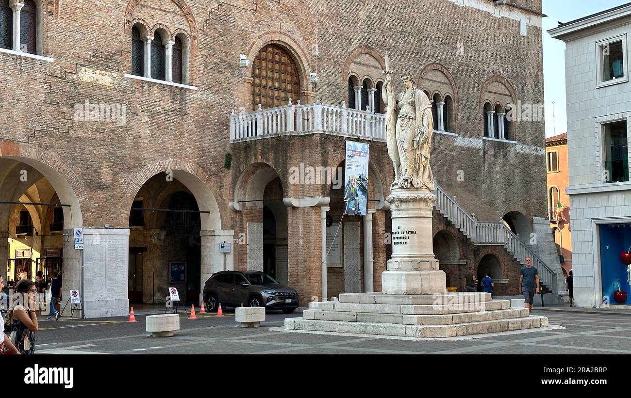 Treviso city centre hi-res stock photography and images - Alamy