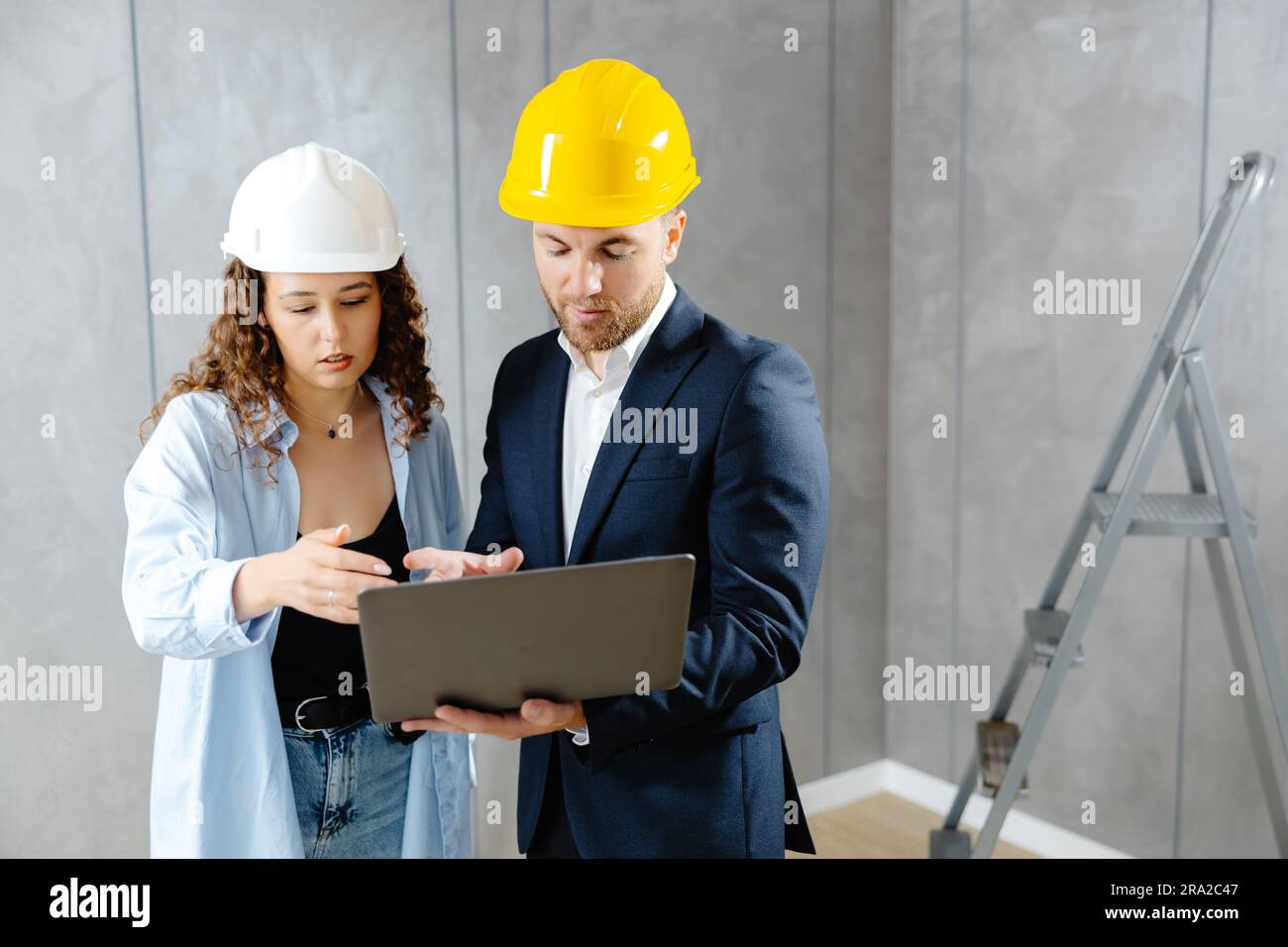 Customer engineering team hi-res stock photography and images - Alamy