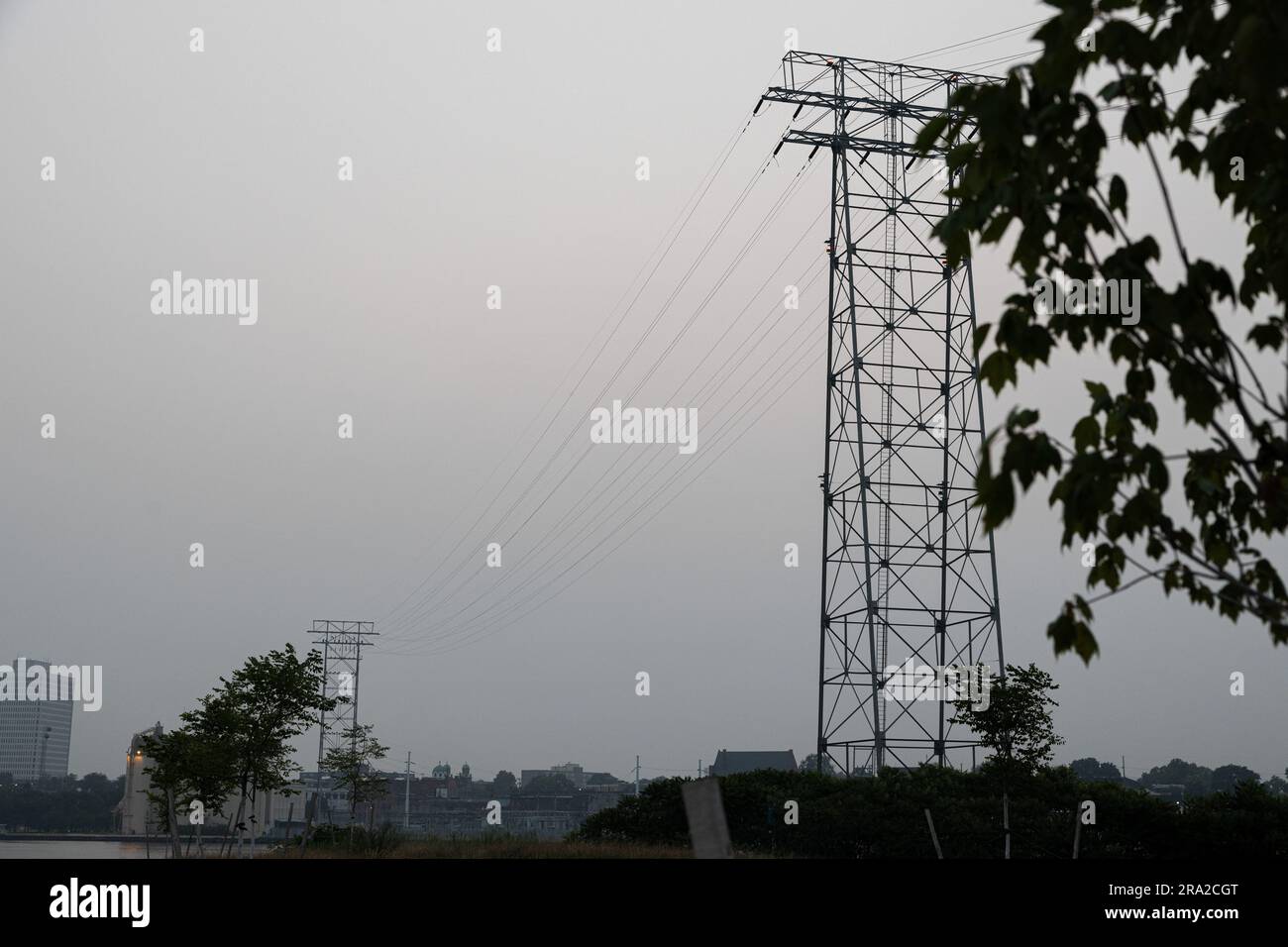 Smog gathers as a result of Canadian wildfires in Toledo. Toledo, Ohio ...