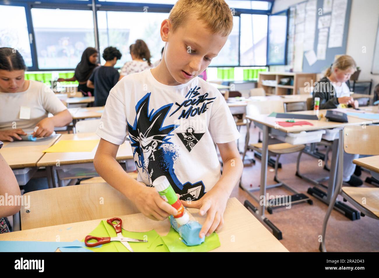 HORN - Children craft musical instruments and decorations for the Keti ...