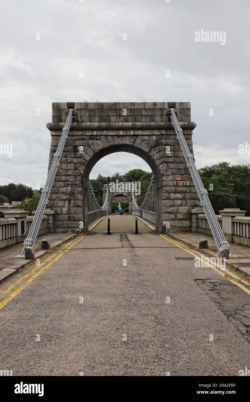 Turn the Tide – Donna Newman - Eden-Designs on Wellington Suspension ...