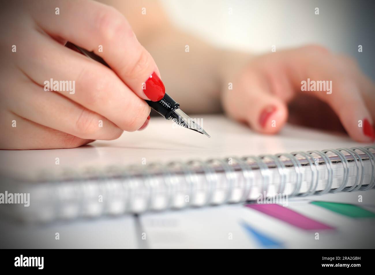 Signing fountain pen hi-res stock photography and images - Alamy