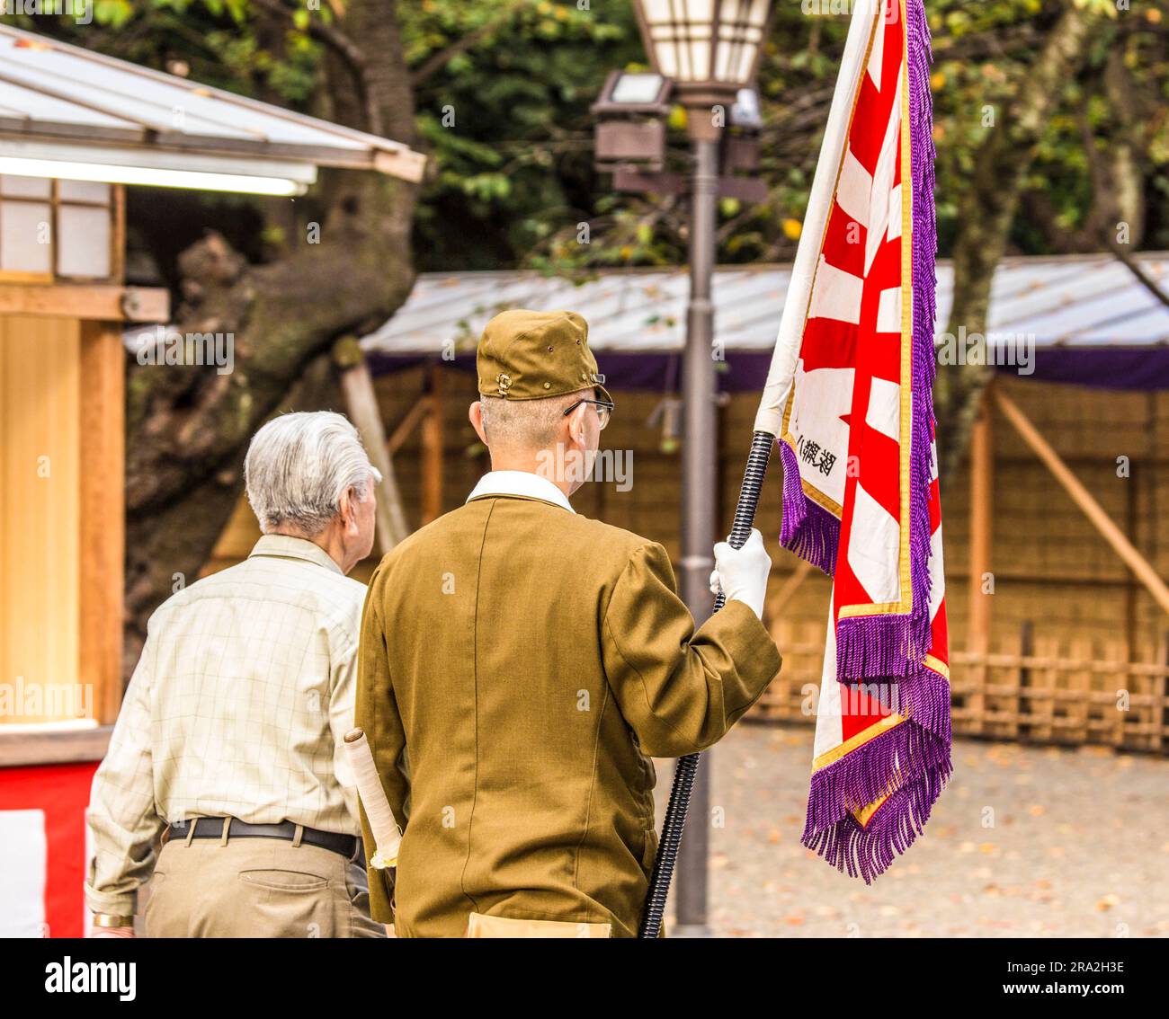 Old soldiers never die Stock Photo - Alamy