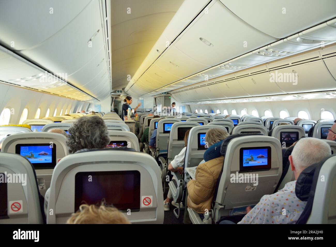 Boeing 787 dreamliner interior hi-res stock photography and images - Alamy