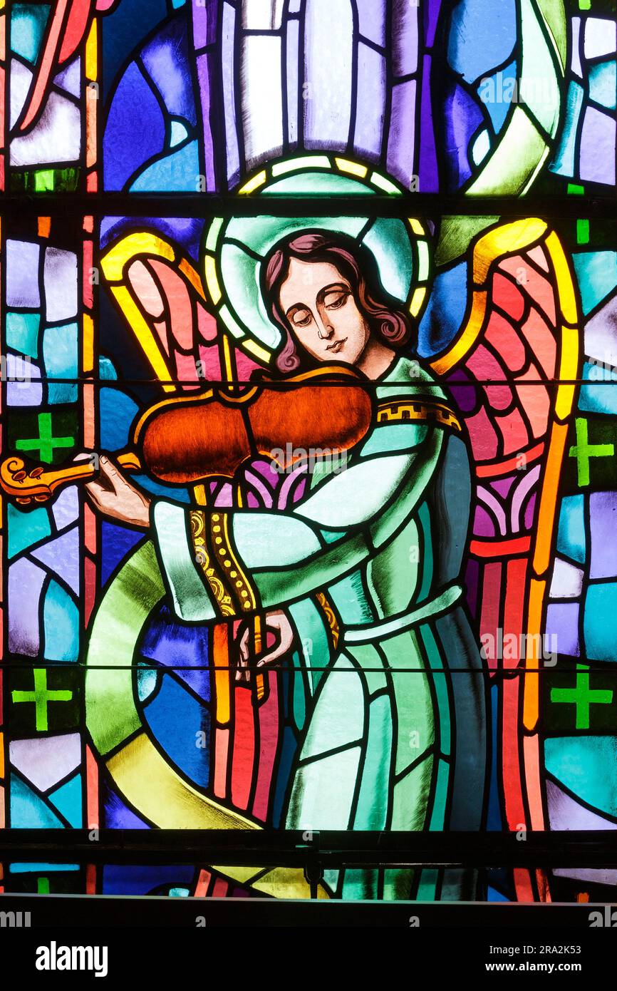 Marie hall playing violin hi-res stock photography and images - Alamy
