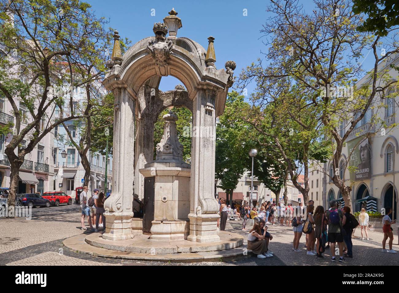 Fountain largo carmo hi-res stock photography and images - Alamy