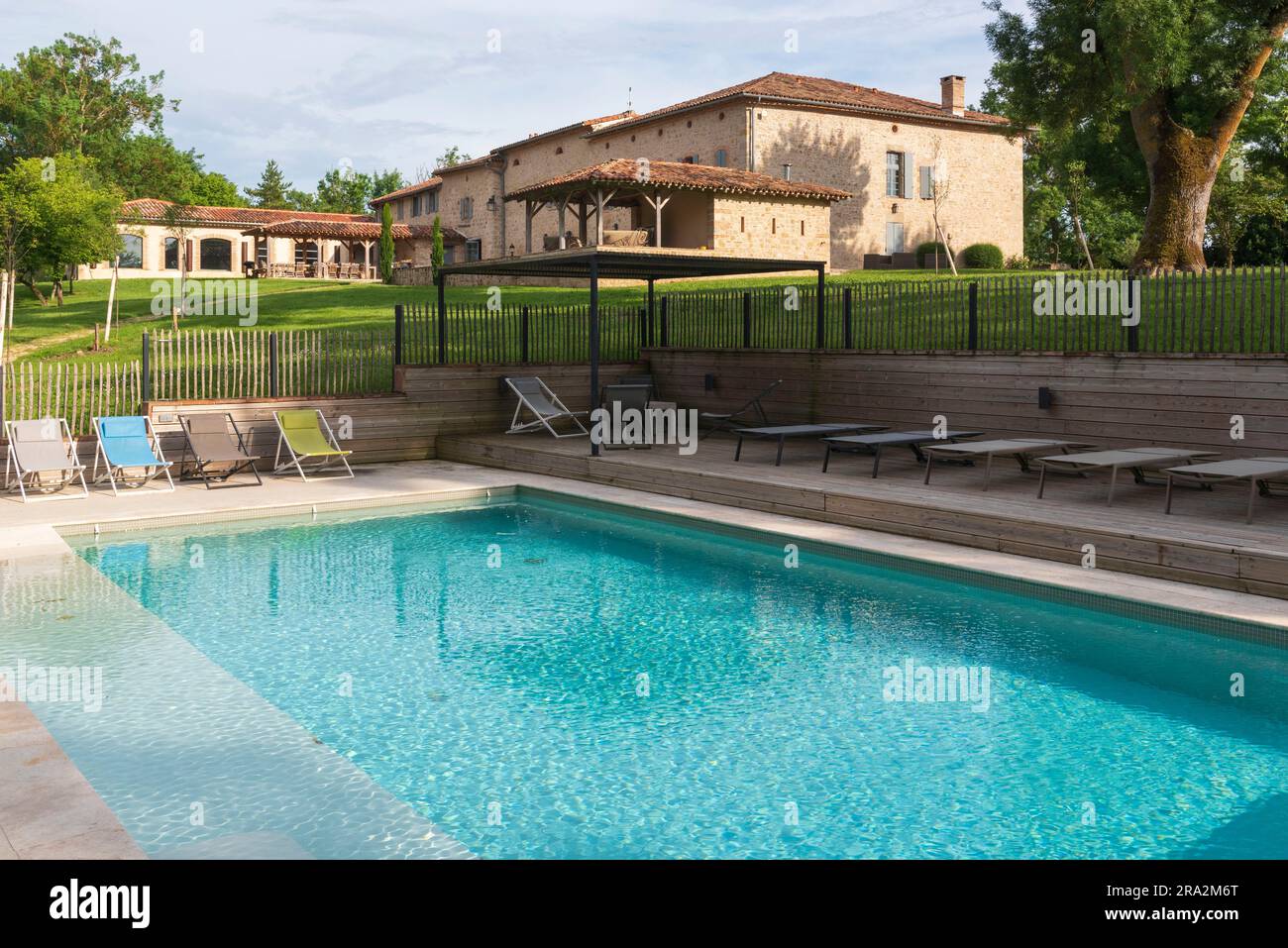 France, Tarn, Domaine d'En Maury, the swimming pool Stock Photo - Alamy