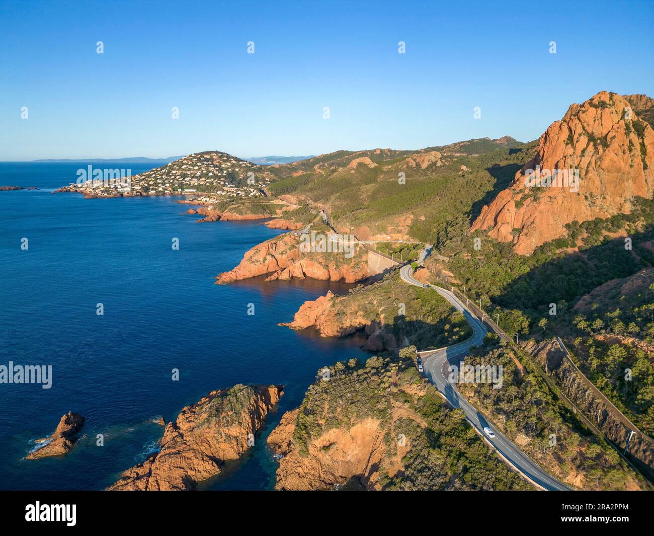 Esterel corniche esterel cliff road hi-res stock photography and images ...