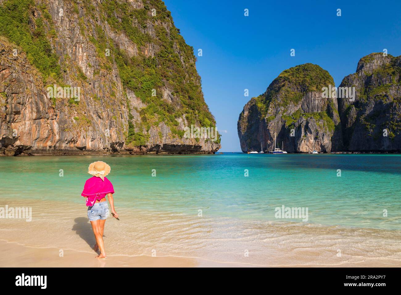 Thailand, Krabi Province, Koh Phi Phi Leh island, Maya bay Stock Photo - Alamy