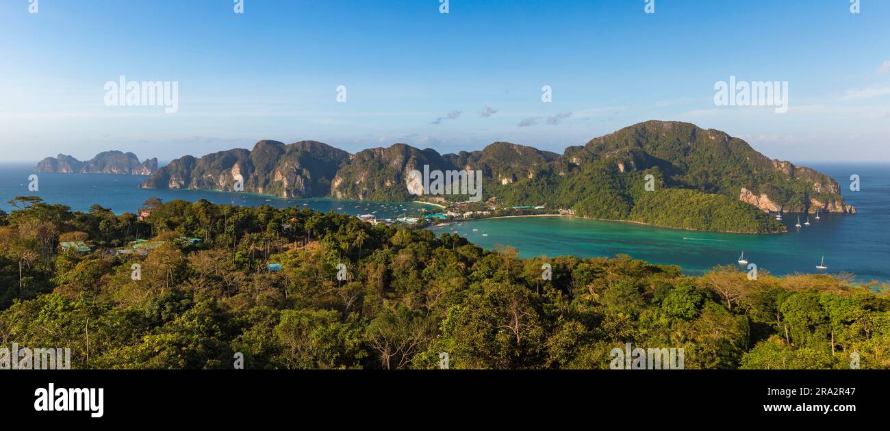 Thailand, Krabi Province, Koh Phi Phi Don Island, Ton Sai bay and Loh ...