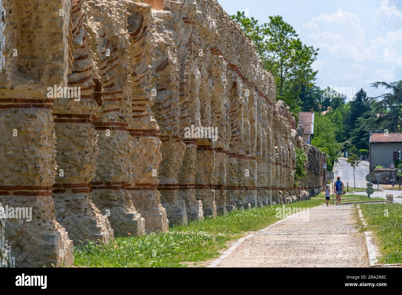 France, Rhone, Chaponost, remains of the Gier aqueduct, one of the ...