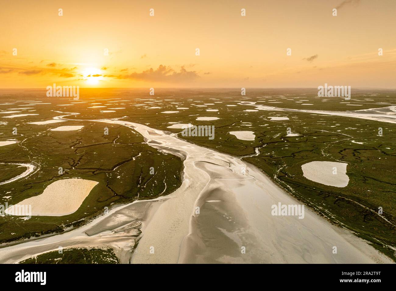 France, Somme, Somme Bay, Saint-Valery-sur-Somme, dawn on Cap Hornu ...