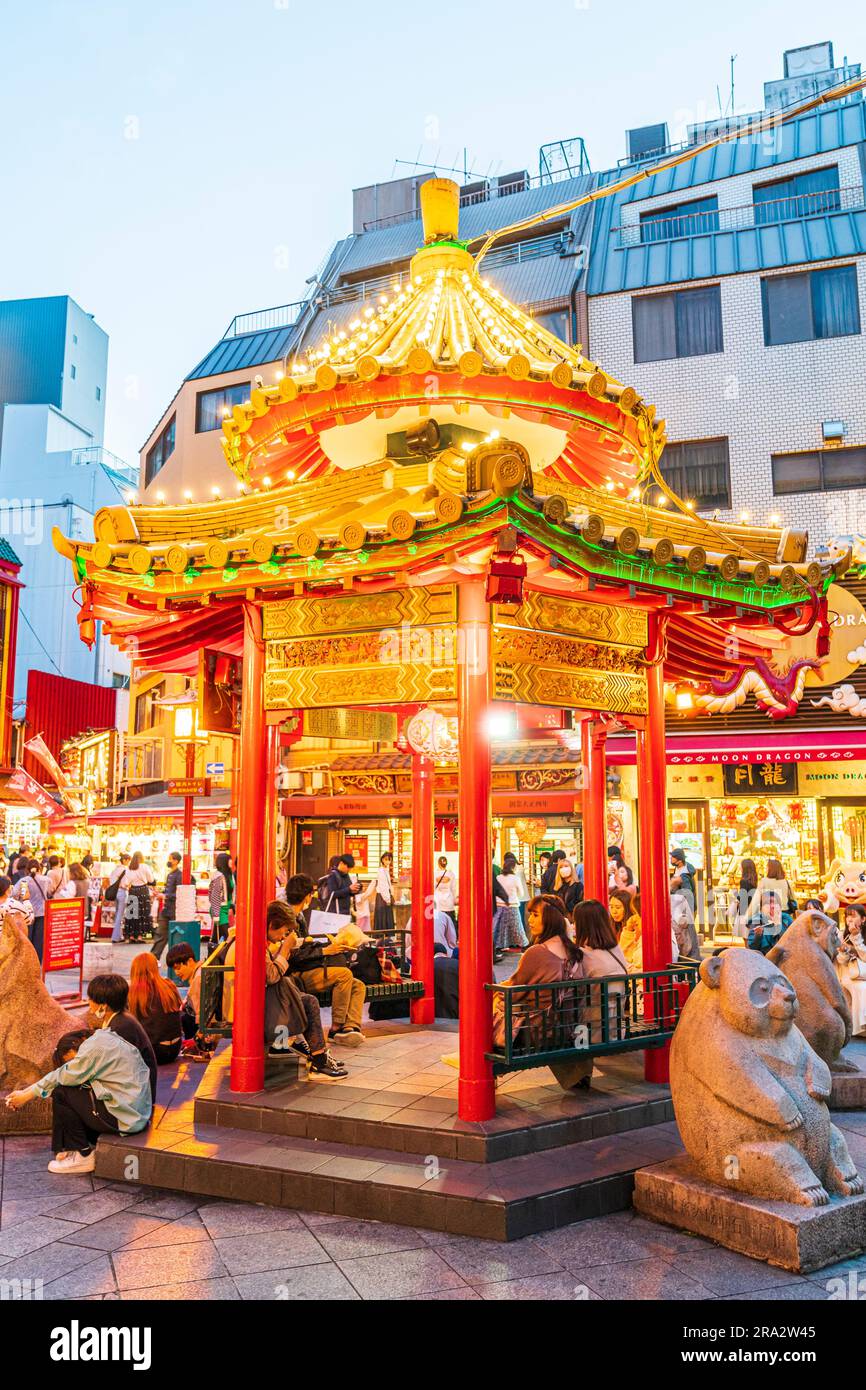 The popular Azumaya pavilion in Nankinmachi Square in Chinatown, Kobe ...