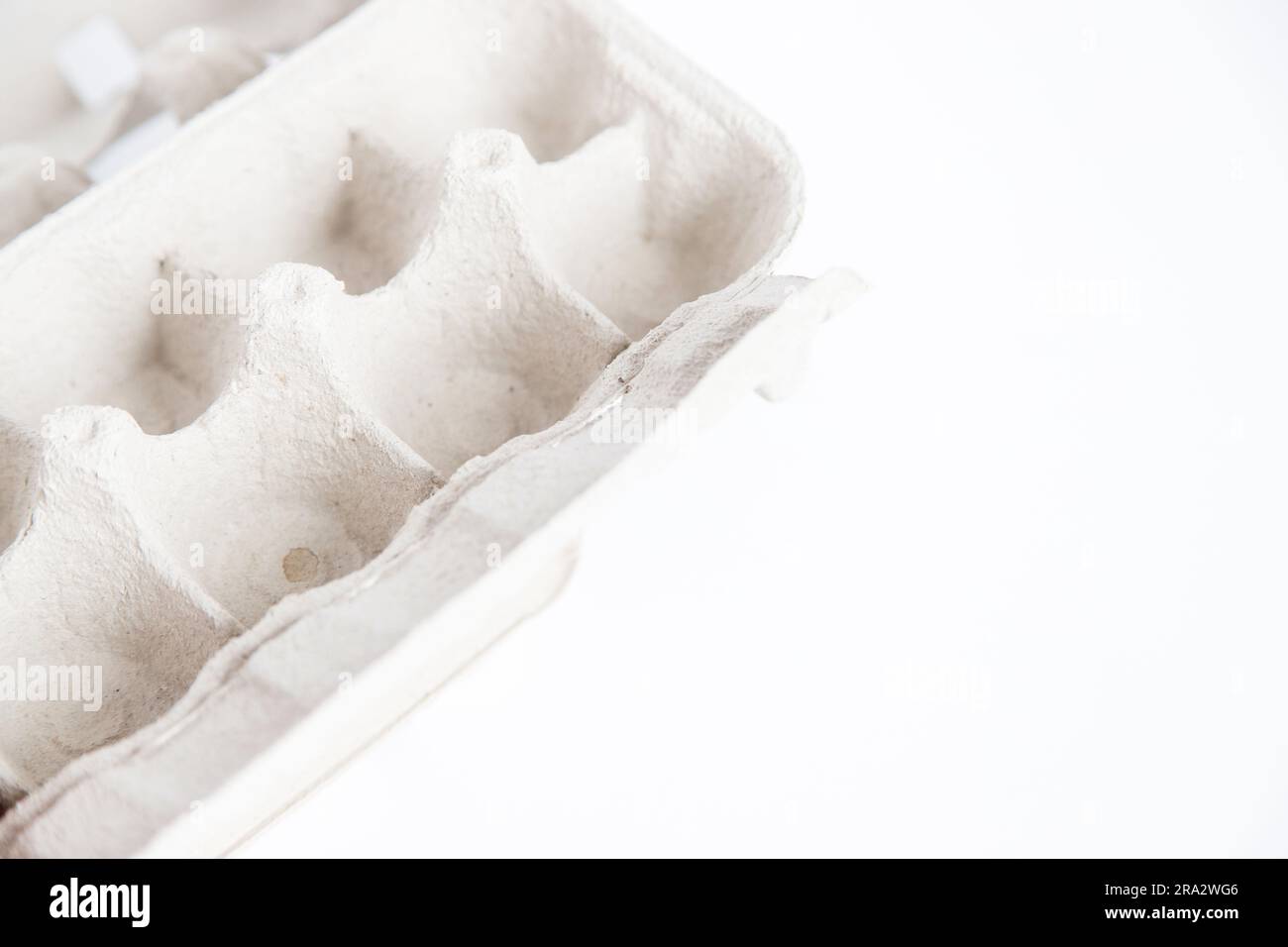 Half empty carton of eggs hi-res stock photography and images - Alamy