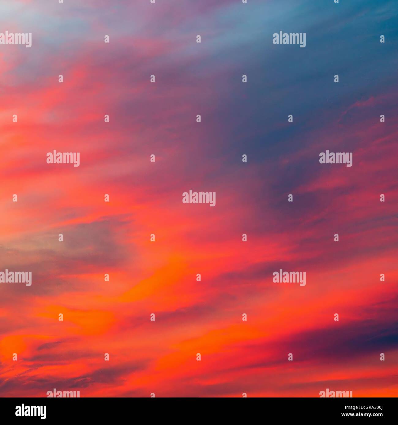 Vibrant red orange sky sunset hi-res stock photography and images - Alamy