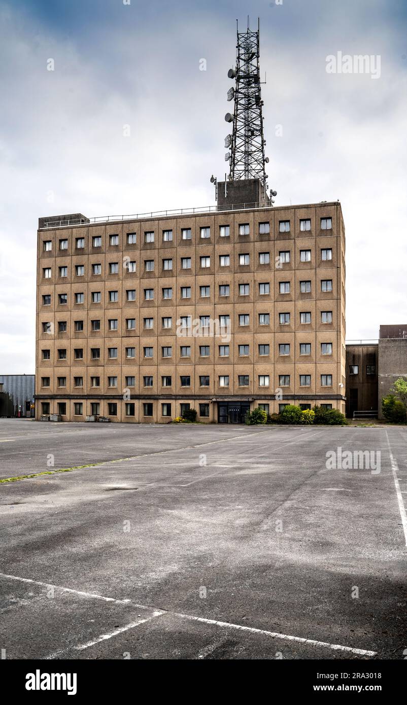 Office of communications hi-res stock photography and images - Alamy