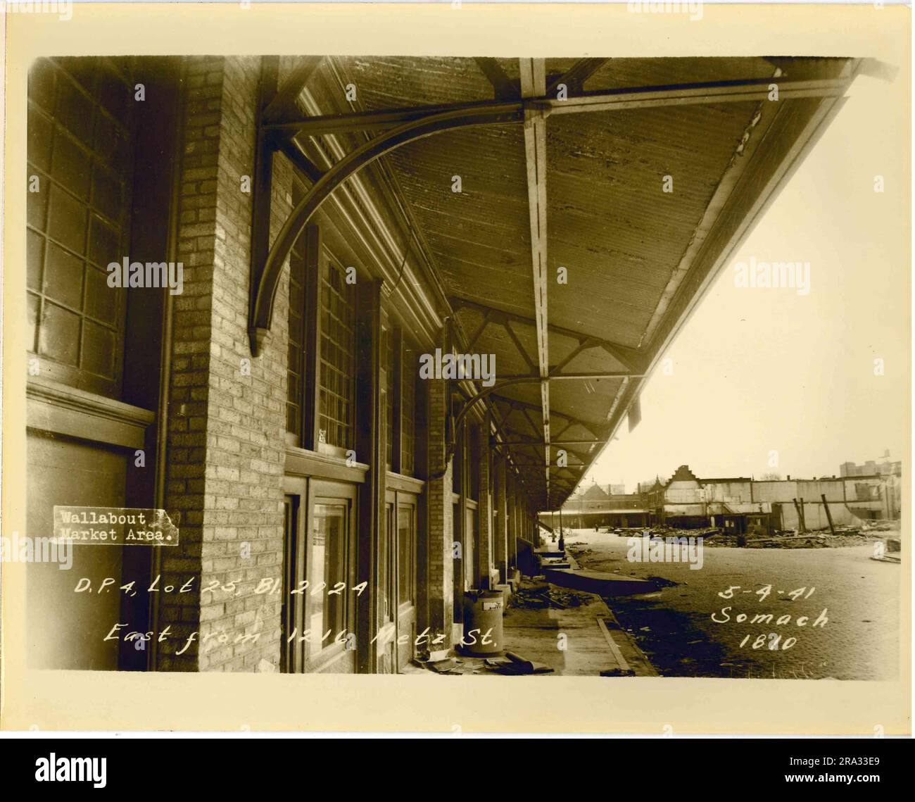 Photograph of exterior Wallabout Market, d.P. 4, Lot 25 Building 2024 ...
