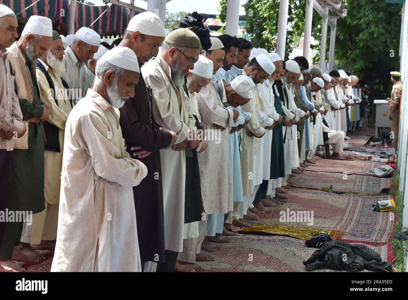 Non Exclusive: 29, June , 2023, Srinagar, India: Kashmiri Muslims offer ...