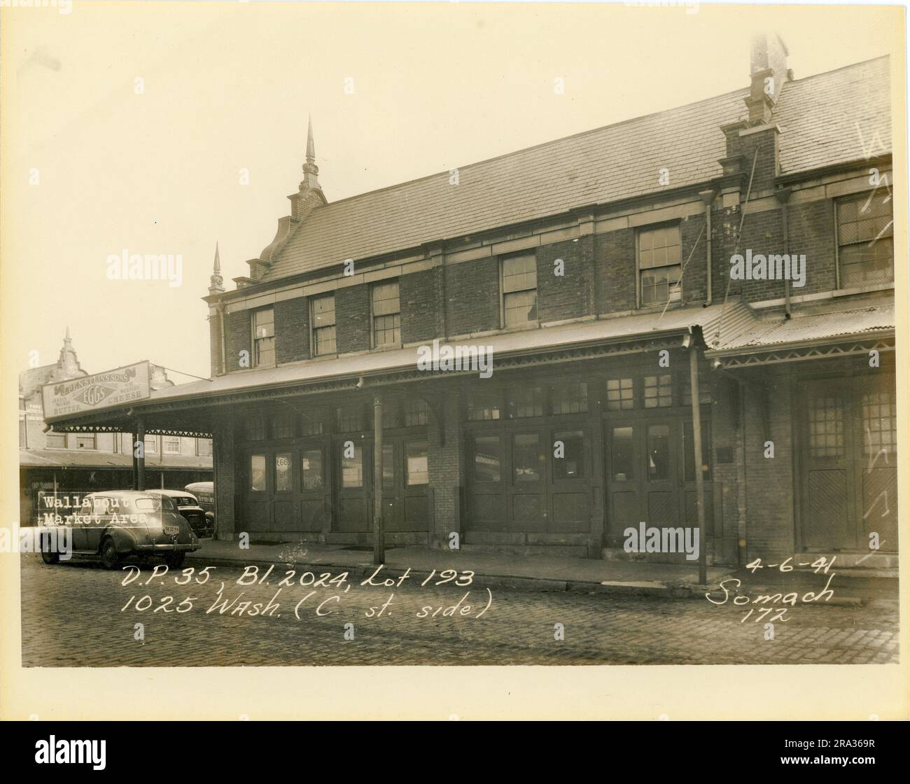 Photograph of exterior of lot 193, Bl. 2024, 1025 Wash. (C St Side ...