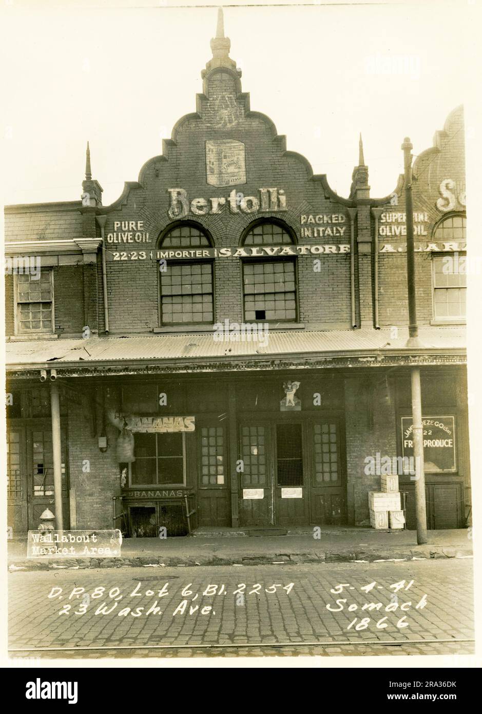 Photograph of exterior Wallabout Market, D.P. 80, Lot 6, Bl. 2254, 23 ...