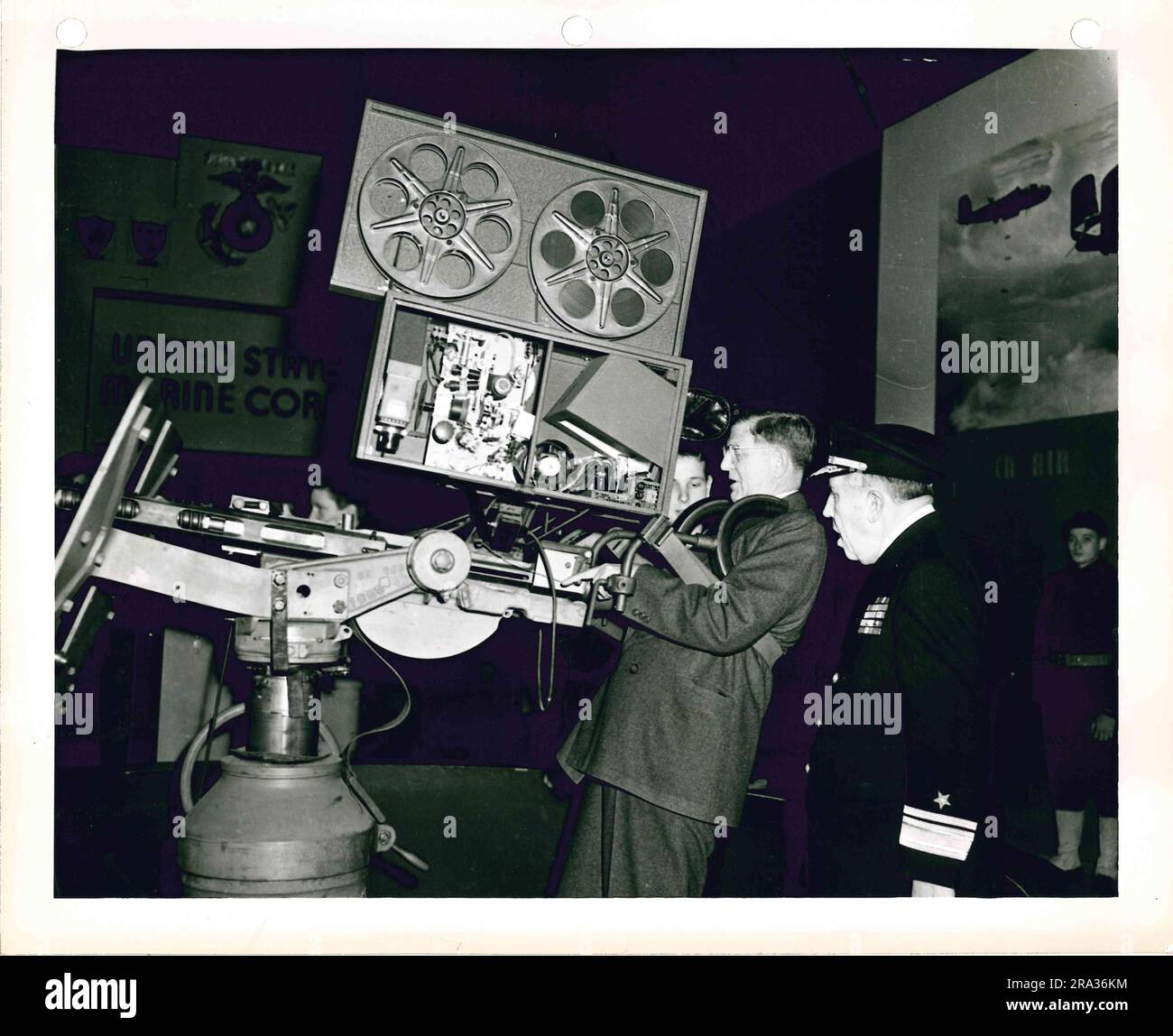 Informational film hi-res stock photography and images - Alamy