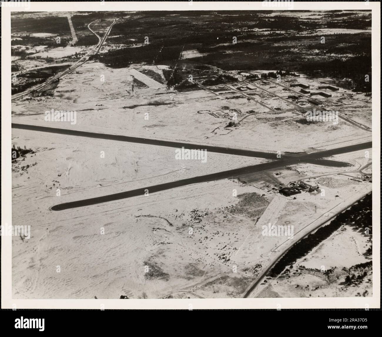 Naval air station brunswick maine hi-res stock photography and images ...