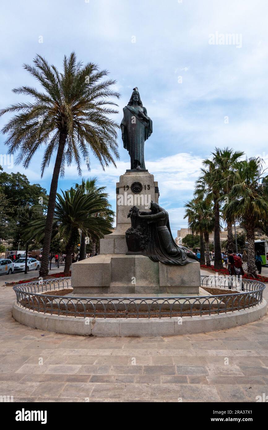 Valletta, Malta, 30 April 2023. Floriana, bronze statue of Cristo Re or ...