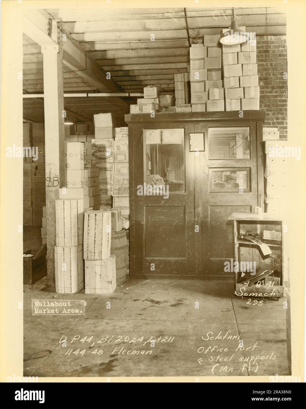 Steel supports floor structure hi-res stock photography and images - Alamy