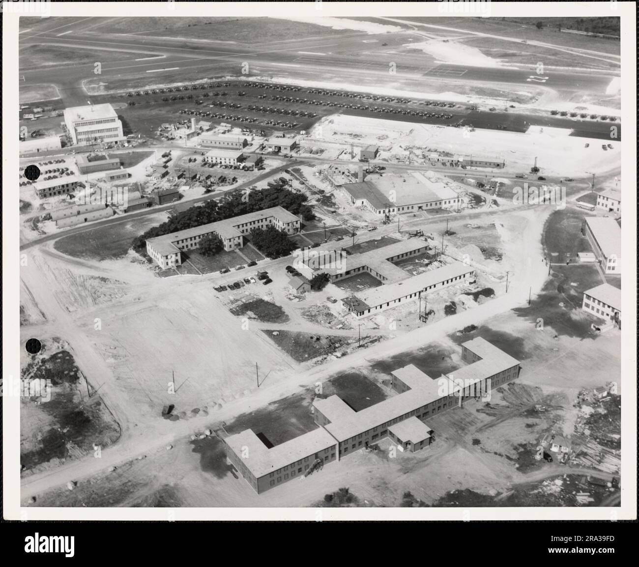 New Hanger and Mess Hall, Naval Auxiliary Air Facility, Charlestown ...