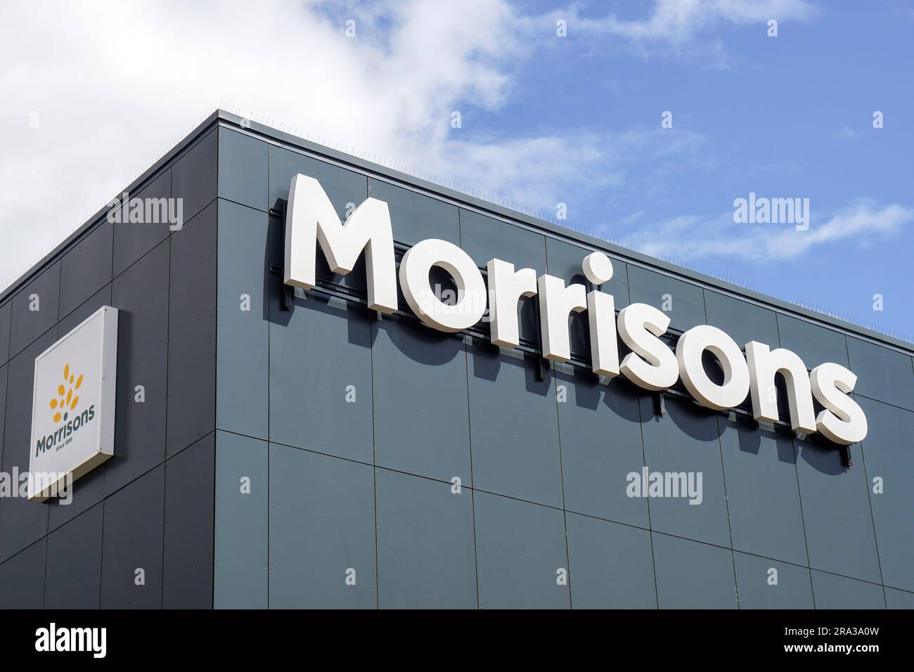 Logo and sign for Morrisons supermarket, Glasgow Stock Photo - Alamy