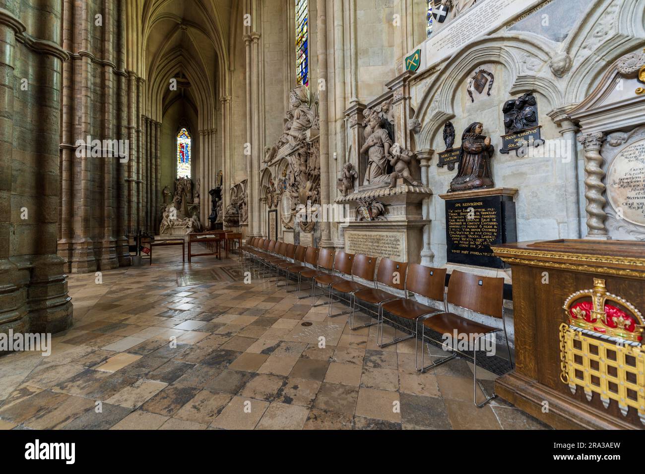 Westminster Abbey interior, visit the High Altar, Henry VII Lady Chapel ...