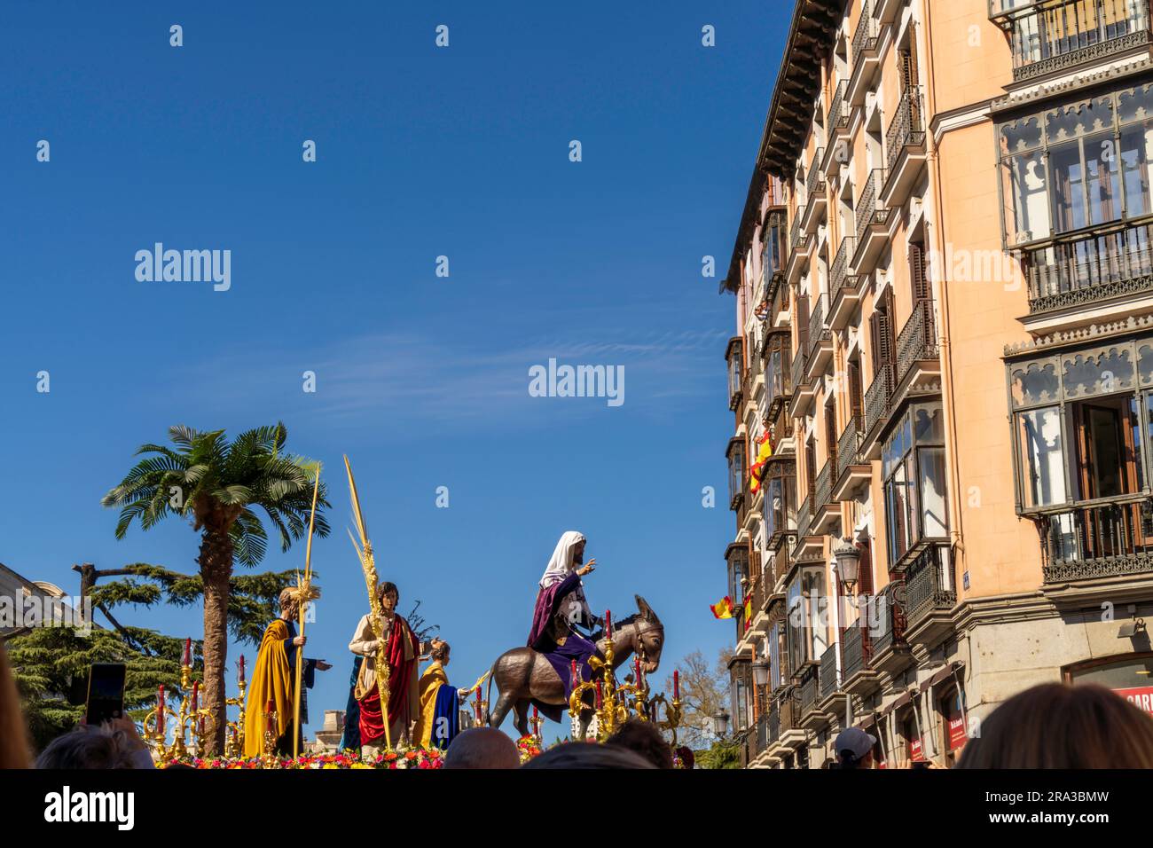 Floats Holy Week In Spain at Ardella Reese blog