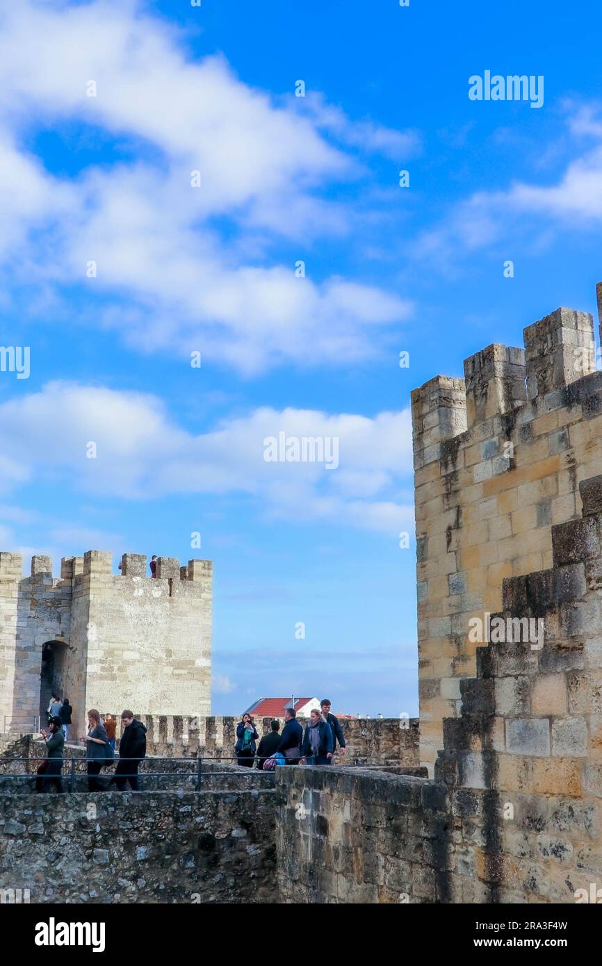 Saint george castle hi-res stock photography and images - Alamy