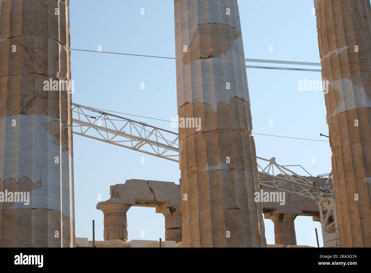 Ancient greece crane hi-res stock photography and images - Alamy