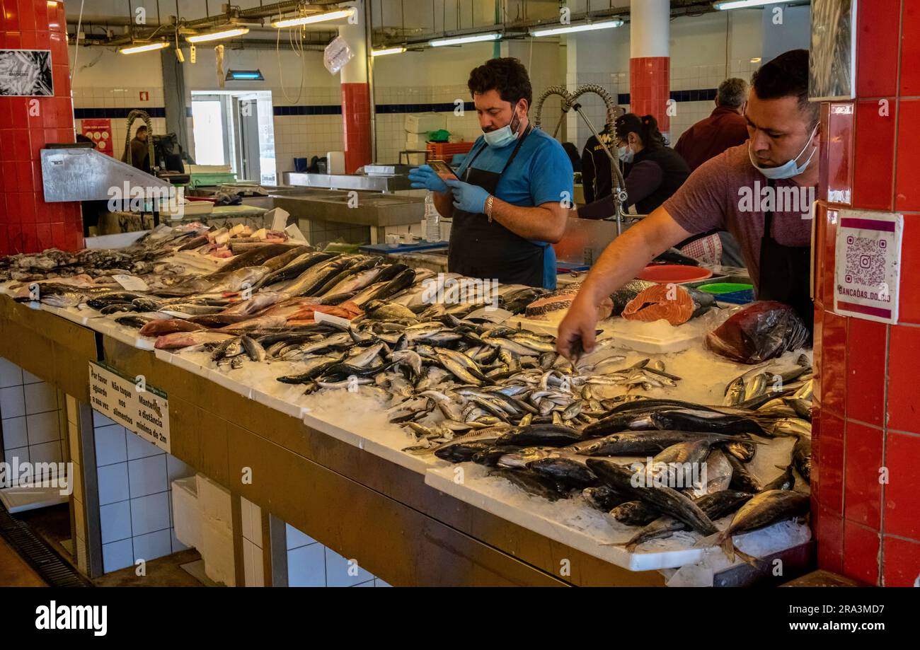 Costa Nova Fish Market, Aveiro, Portugal Stock Photo - Alamy