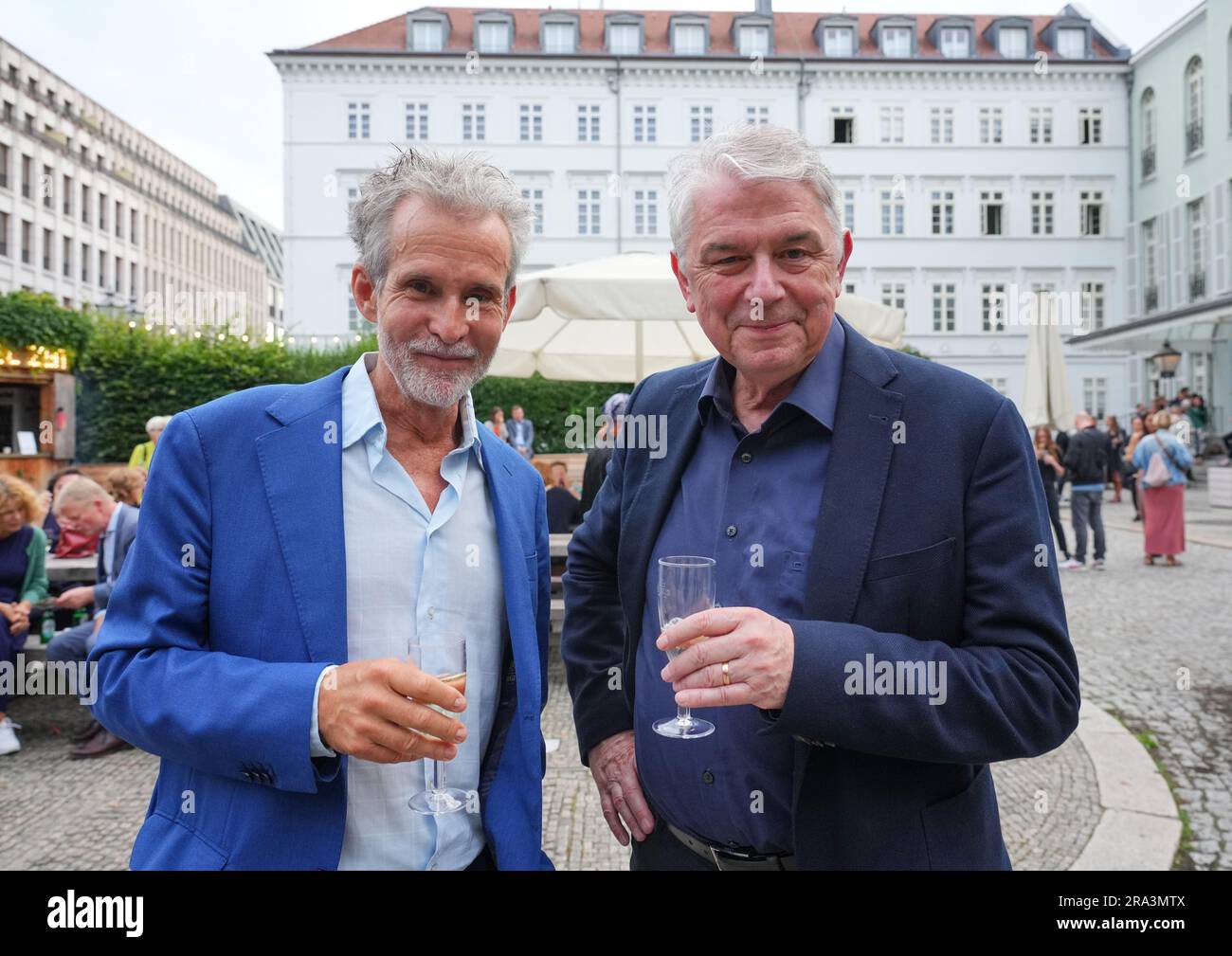 Berlin, Germany. 30th June, 2023. Actor Ulrich Matthes (l) and outgoing ...