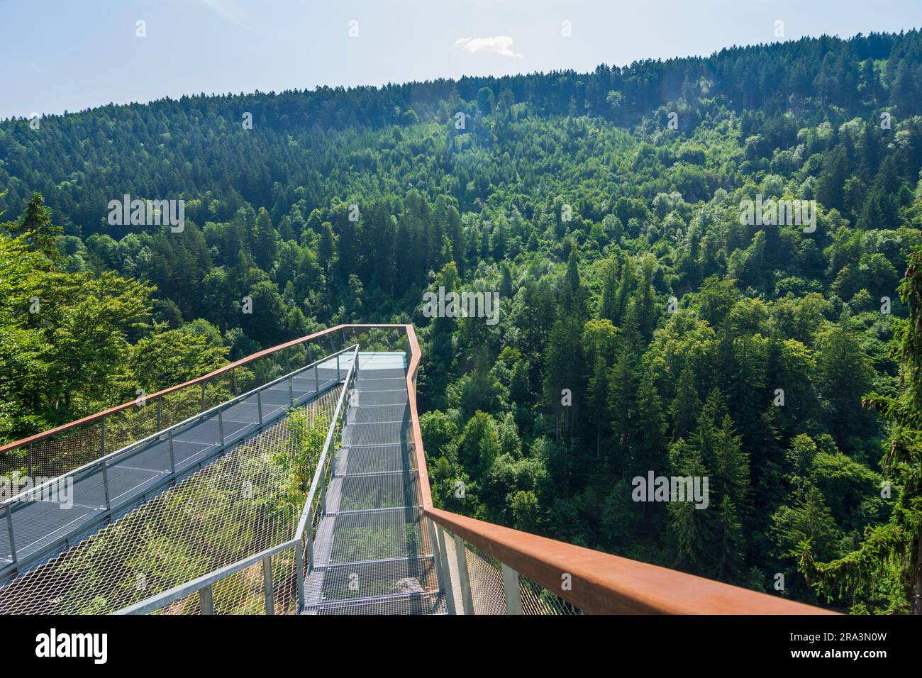 Innsbruck: skywalk on rock Drachenfelsen, gorge Sillschlucht of river ...