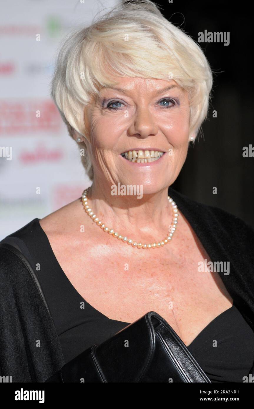 Actress wendy richard hi-res stock photography and images - Alamy