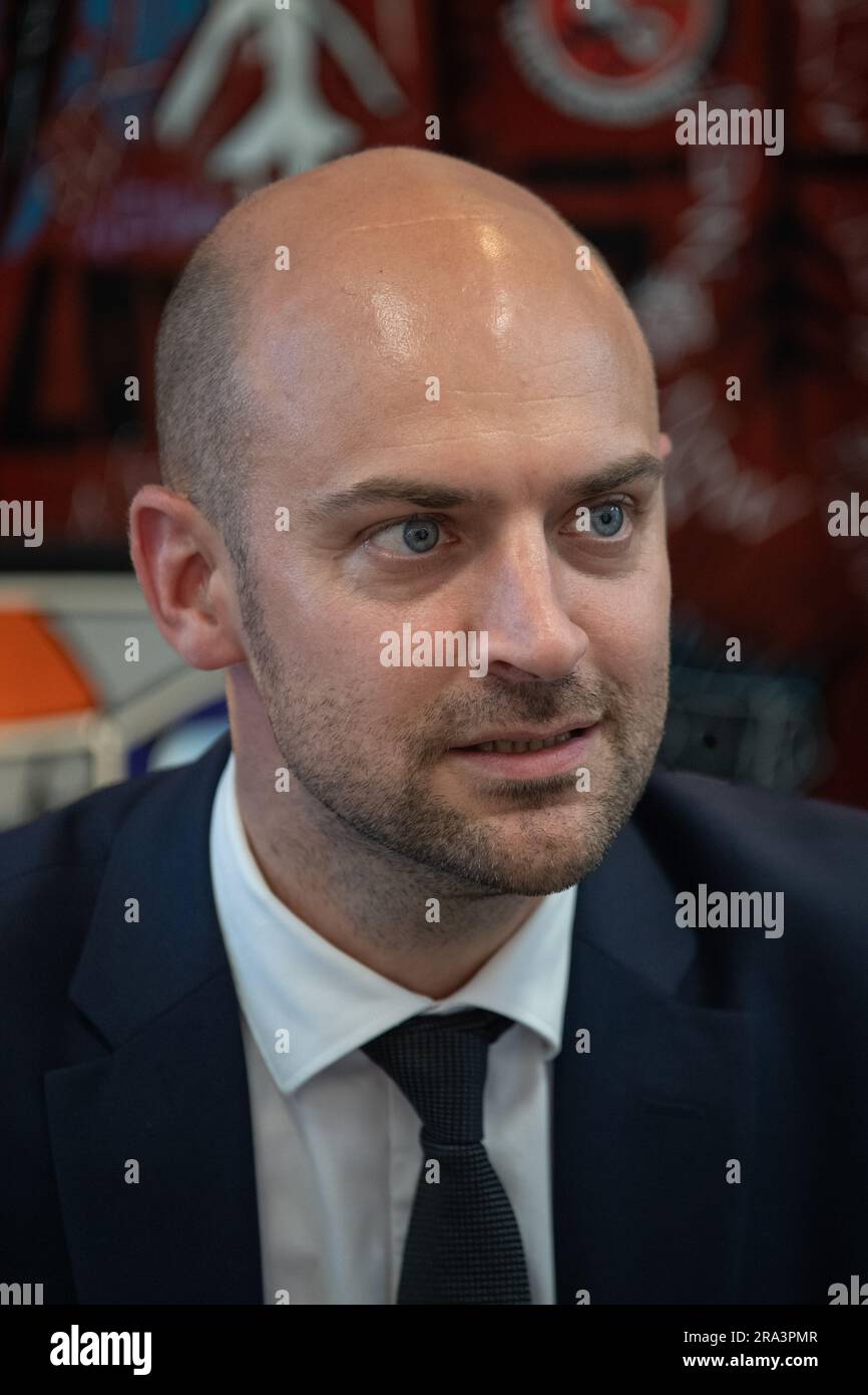 Zebox incubator hi-res stock photography and images - Alamy