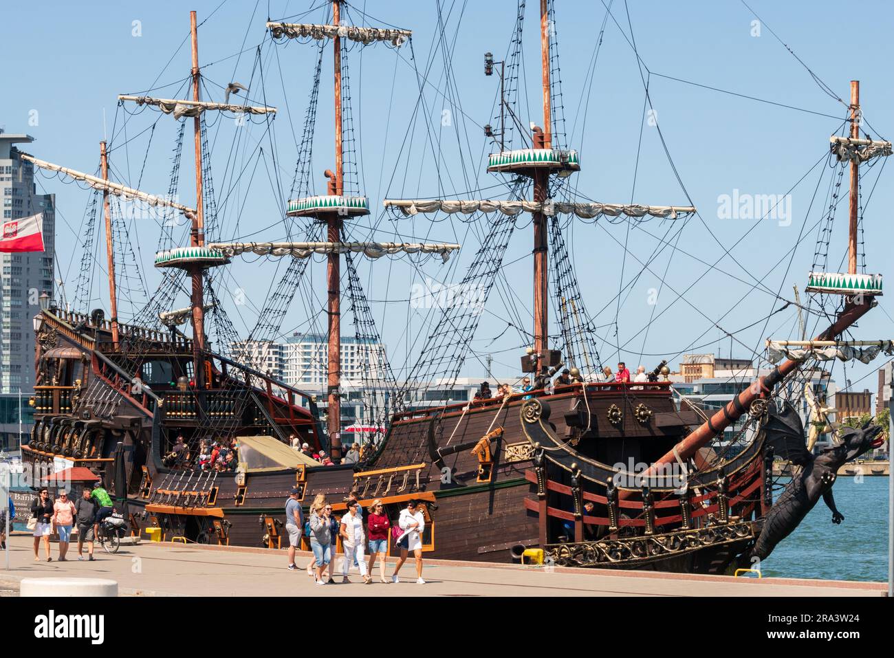 dragon pirate ship, pirate ship, galleon Gdynia, Gdynia harbour, marina ...