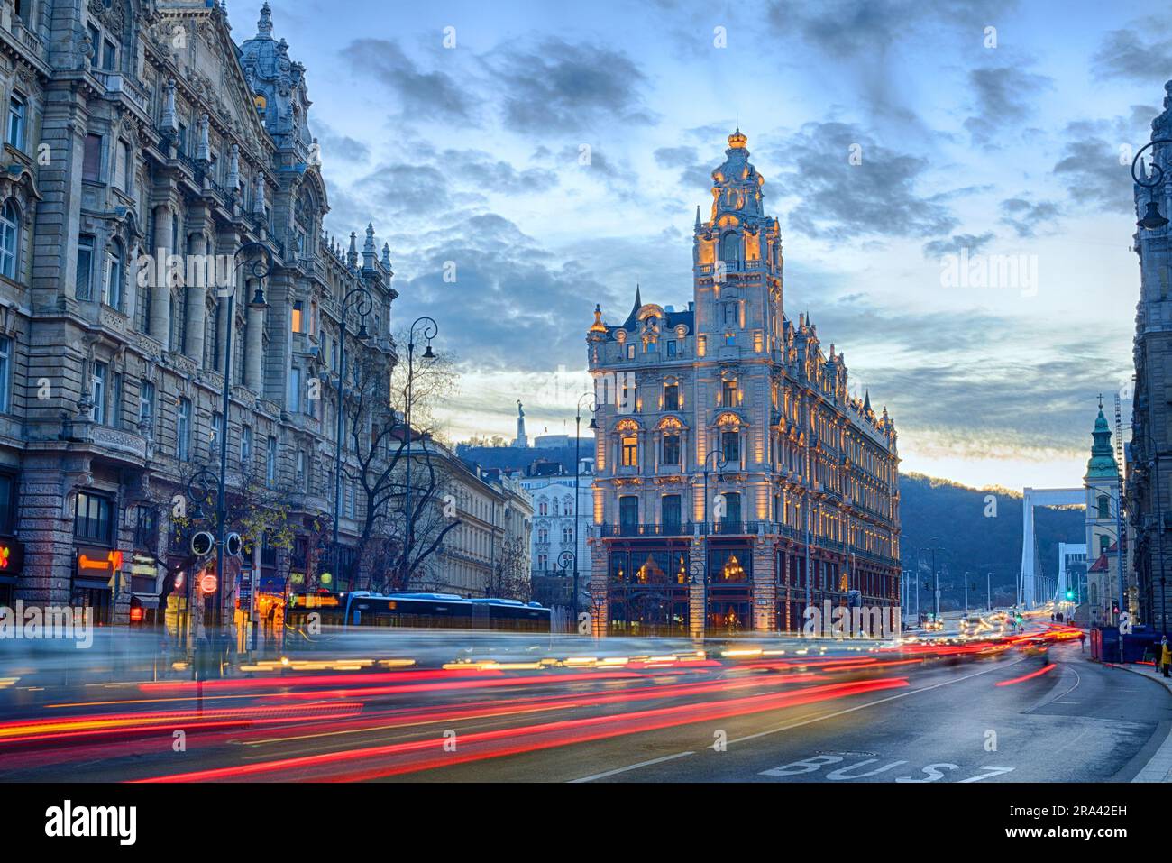 Palace in motion hi-res stock photography and images - Alamy