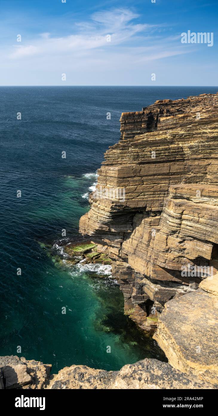 Coastal cliffs british isles hi-res stock photography and images - Alamy